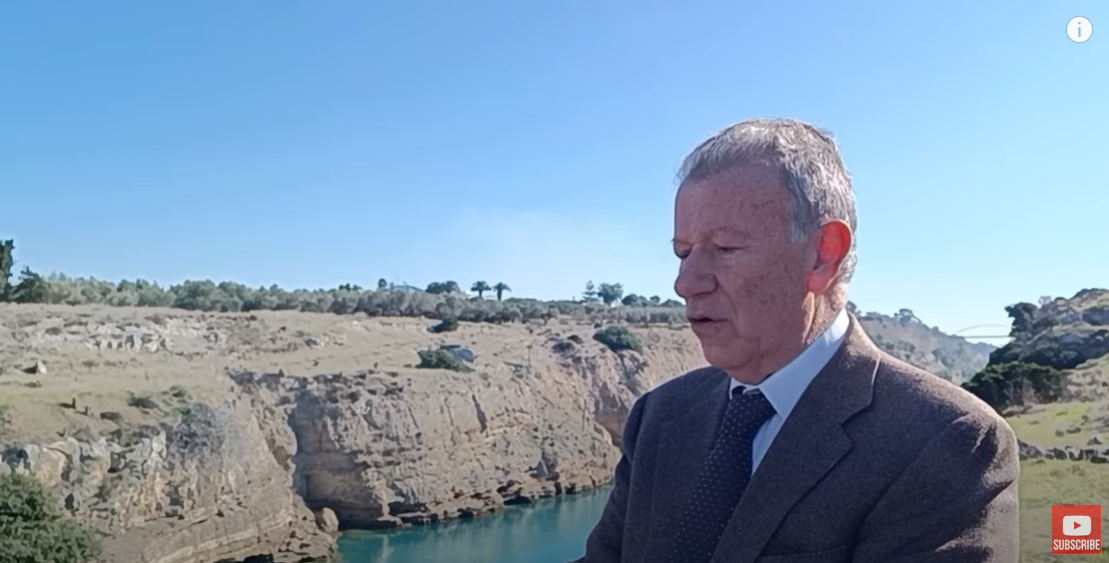 Ο Απόστολος Παπαφωτίου μας ξεναγεί στην Διώρυγα της Κορίνθου(βίντεο ...