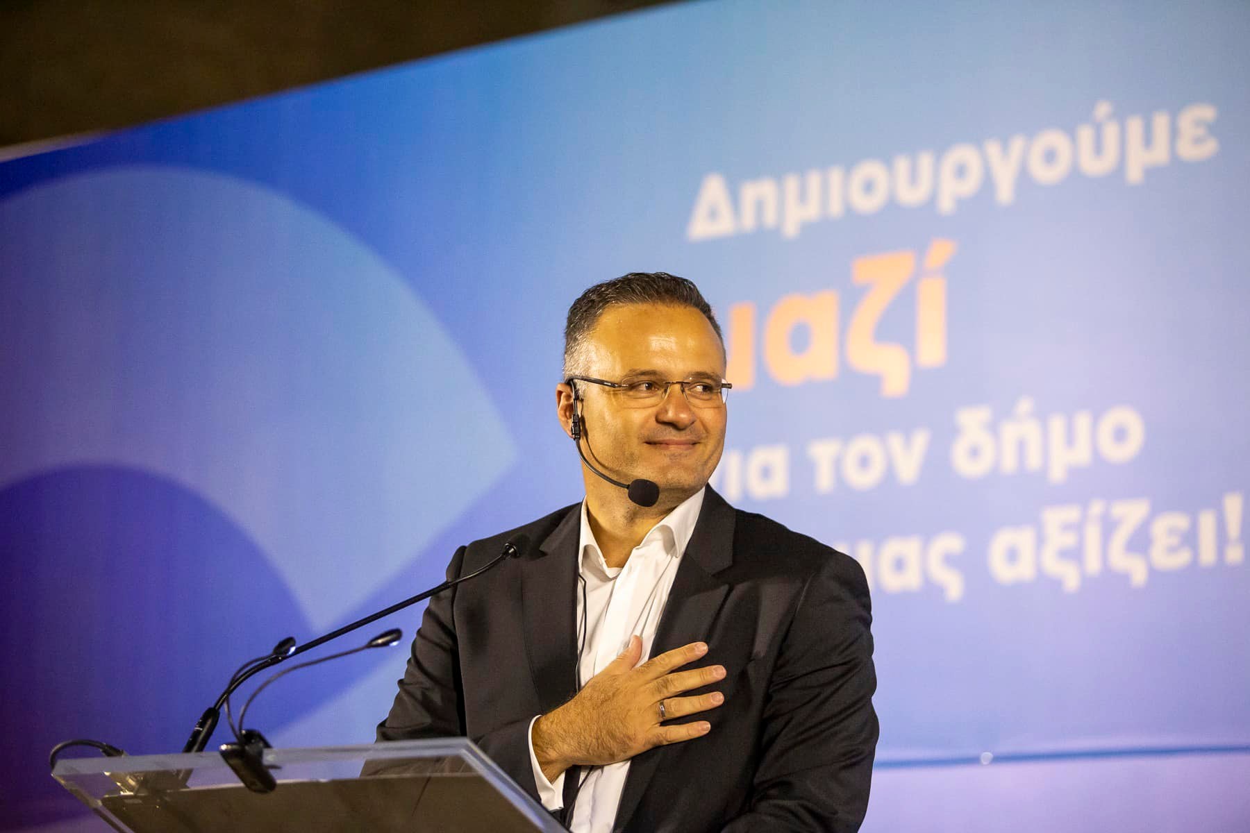 Σπύρος Καραβάς: Tην Κυριακή αλλάζουμε σελίδα! - Jenny's World
